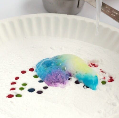 Super Fun Fizzing Rainbow Experiment for Little Scientists