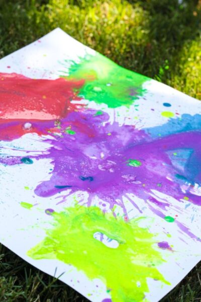 How to Make Exploding Paint Rockets with Film Canisters
