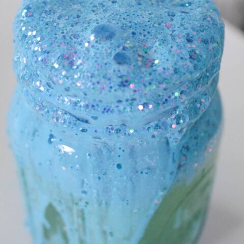 Easy Snow Storm in a Jar Experiment for Multiple Grades!
