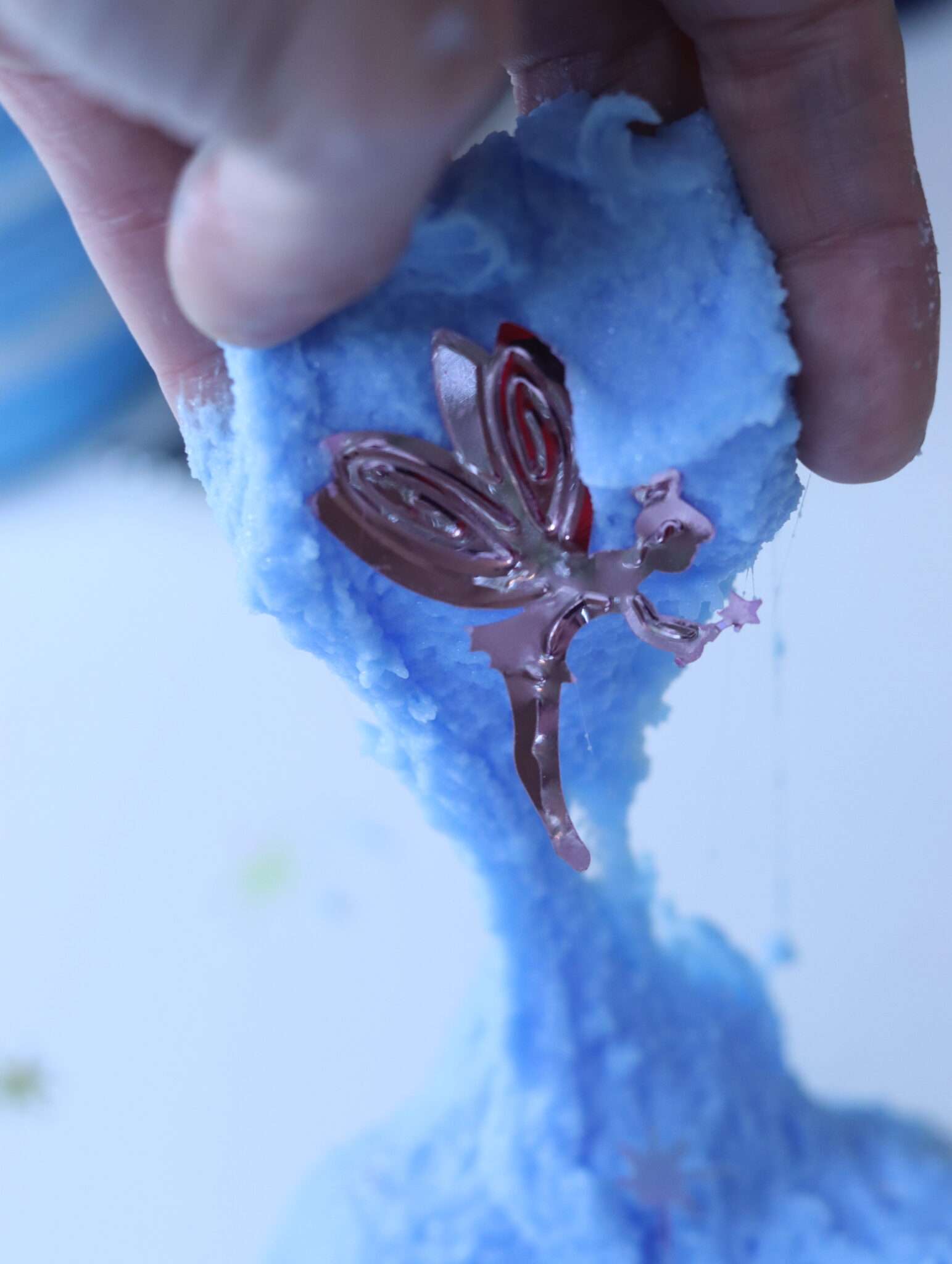 4 Ingredient Disney World Slime Recipe Inspired by the Magic Kingdom!