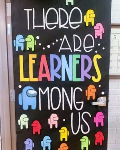 10+ Back to School Classroom Door Ideas that Pop!